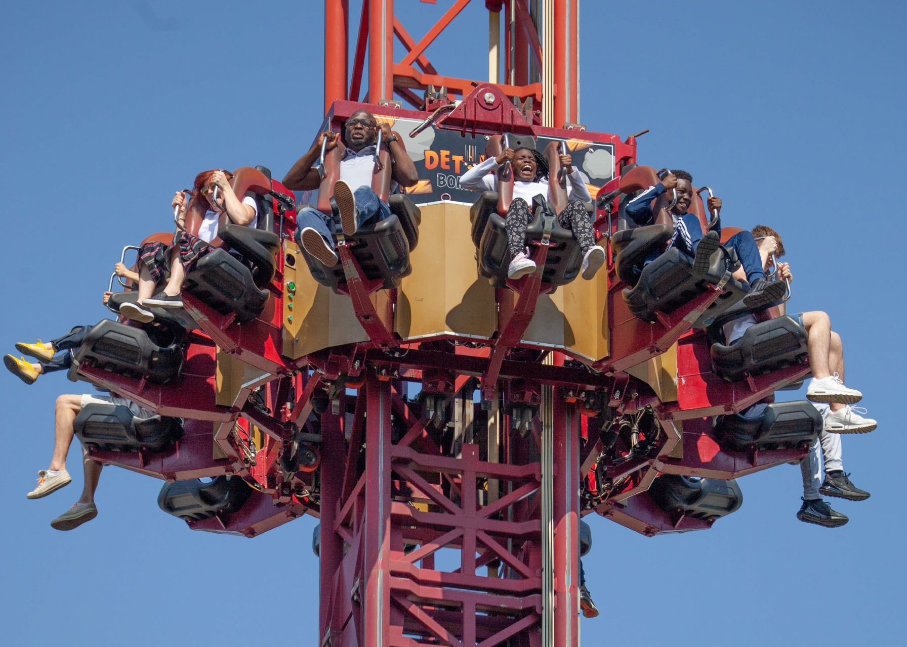 Annual Pass Pre-Booking | Thorpe Park Resort