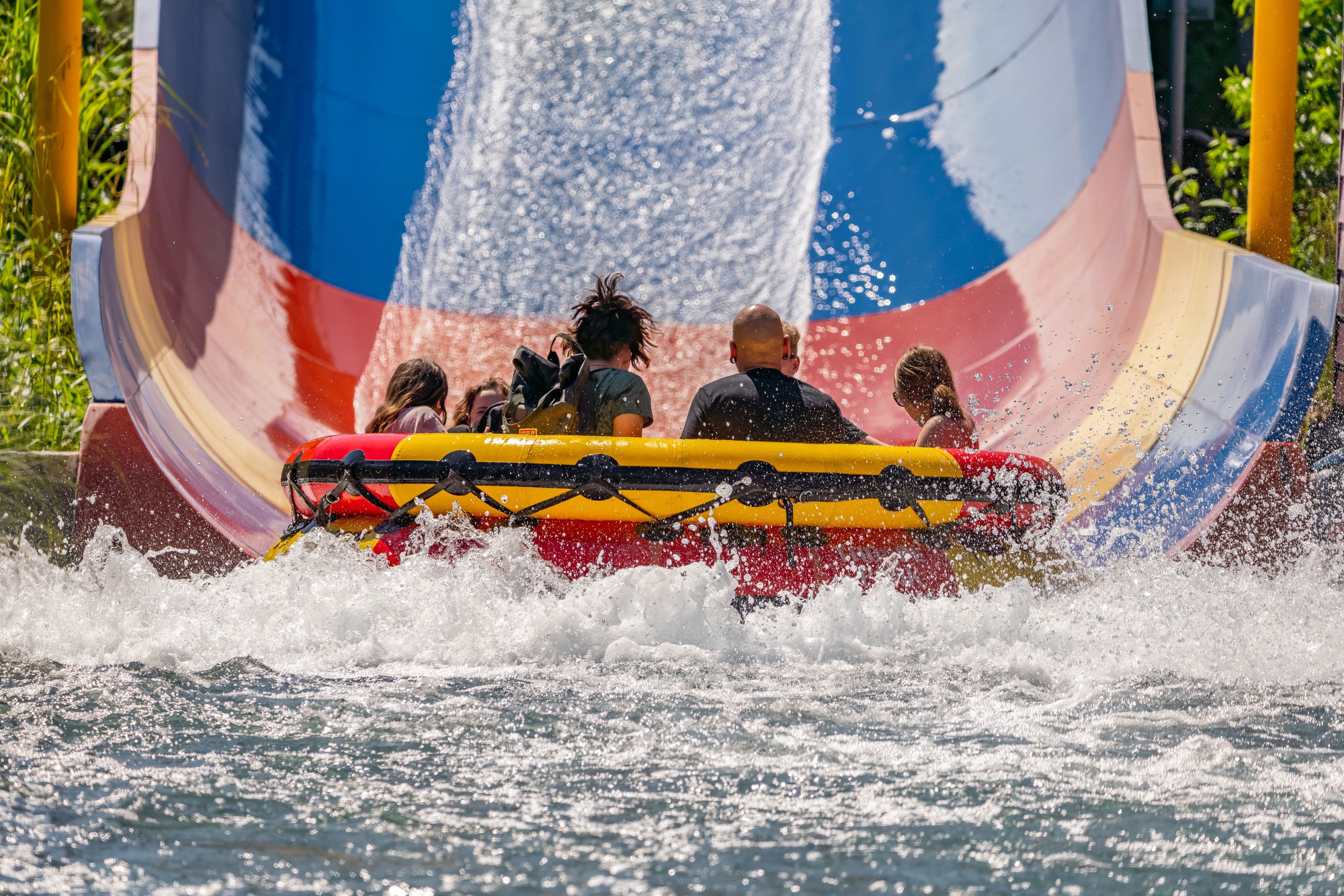 Storm Surge | Spinning Water Ride | Thorpe Park Resort